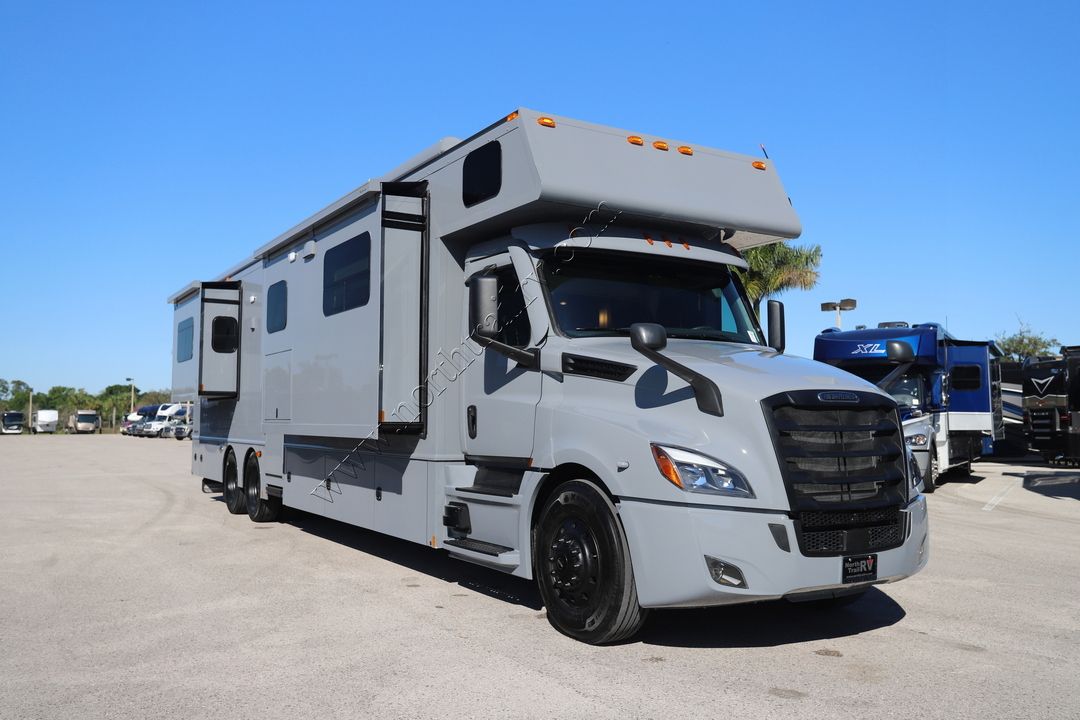 2024 Renegade Rv Classic 45CMR 15890