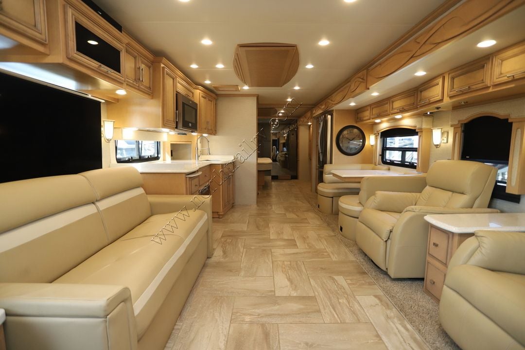 2019 Newmar Ventana 4369 15344-1