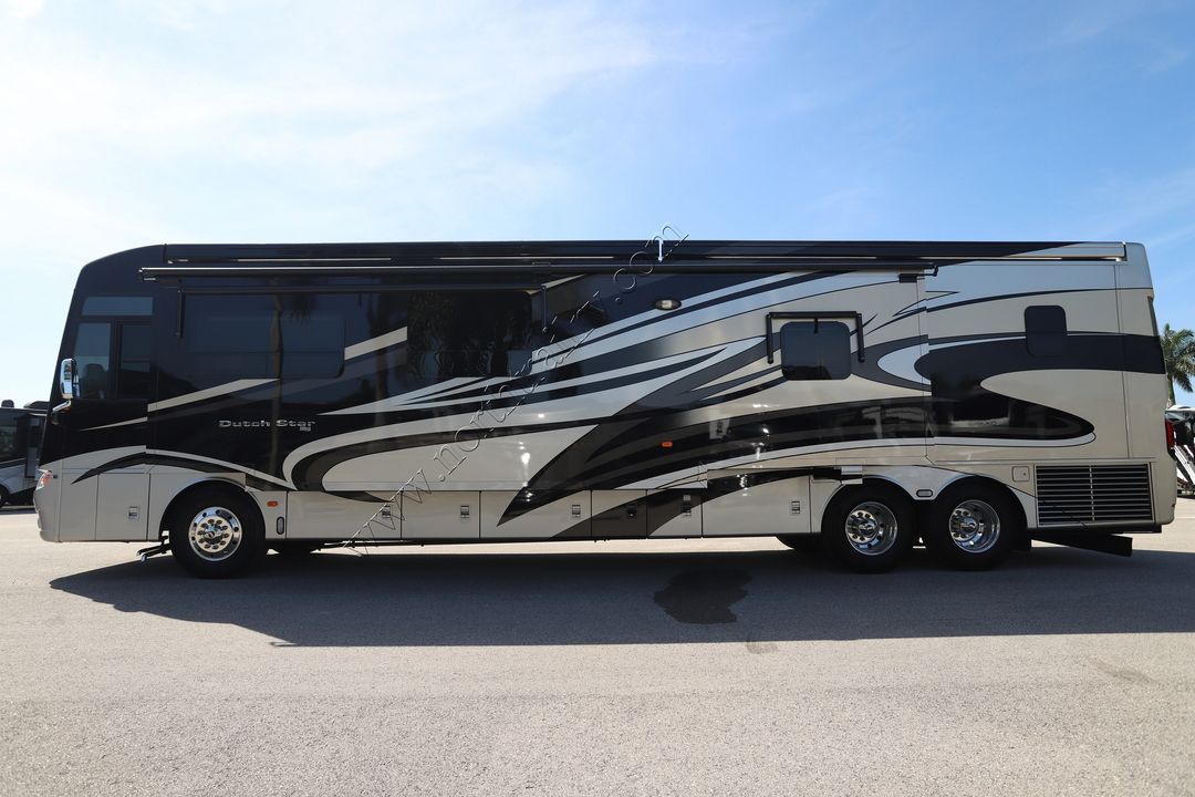 2015 Newmar Dutch Star 4369 15858-2