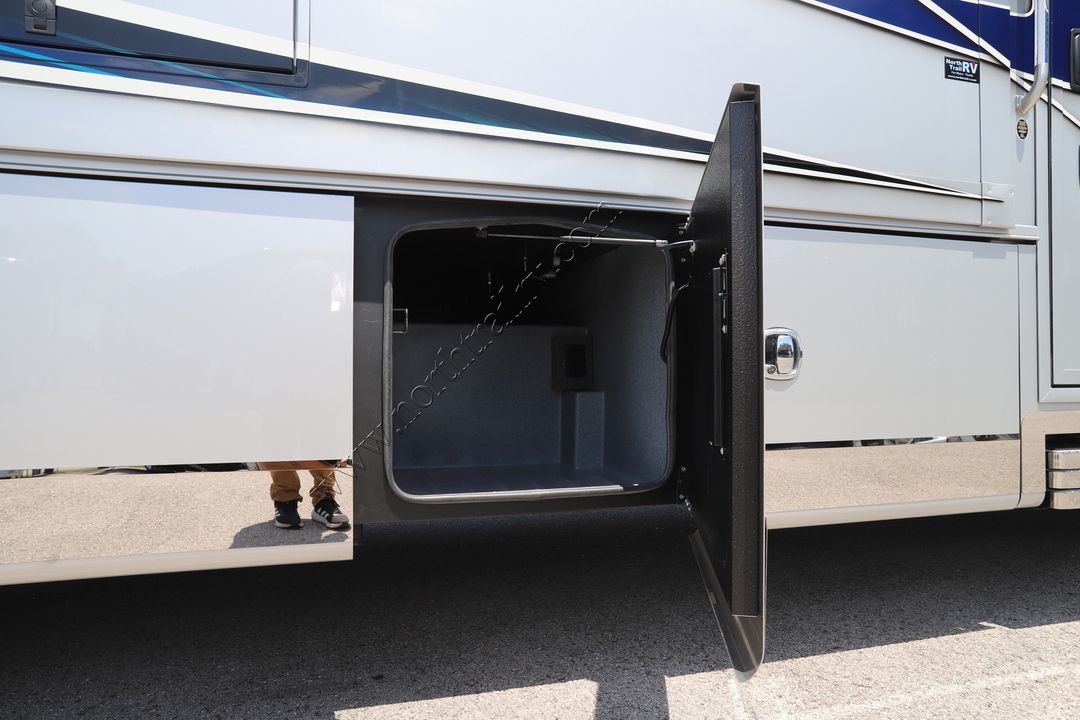 2024 Dynamax Dynaquest Xl 3801TS 15851