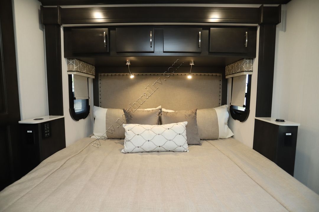 2024 Dynamax Dynaquest Xl 3801TS 15851