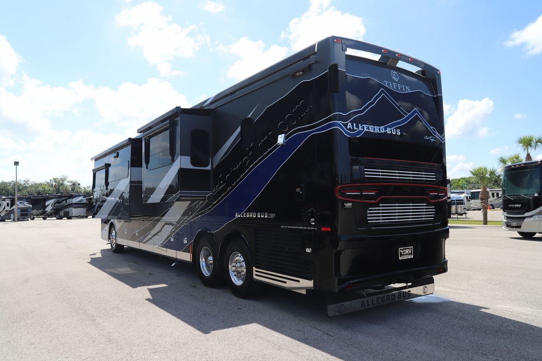 2025 Tiffin Motor Homes Allegro Bus 45 BTP 15992