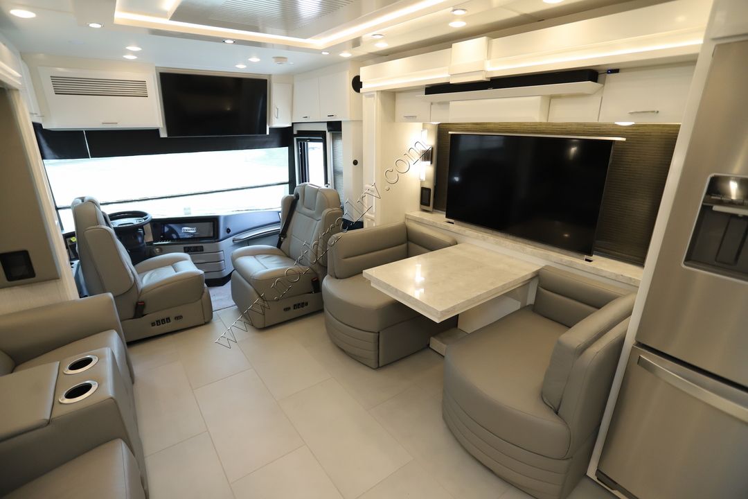 2025 Newmar Mountain Aire 3825 16003