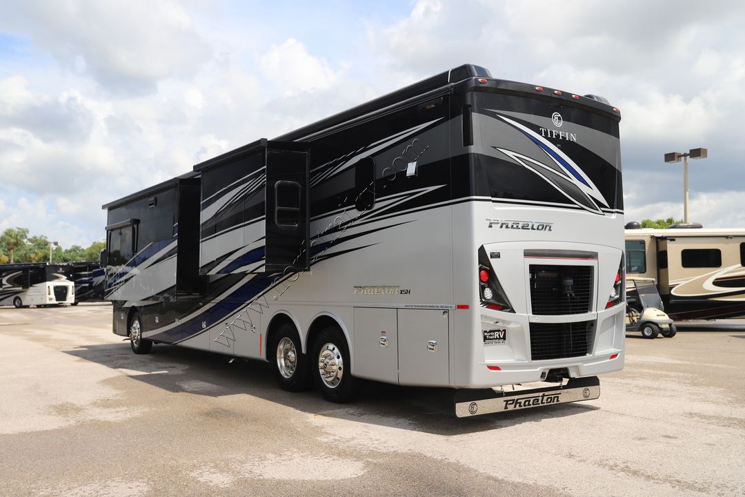 2025 Tiffin Motor Homes Phaeton 44OH 16127