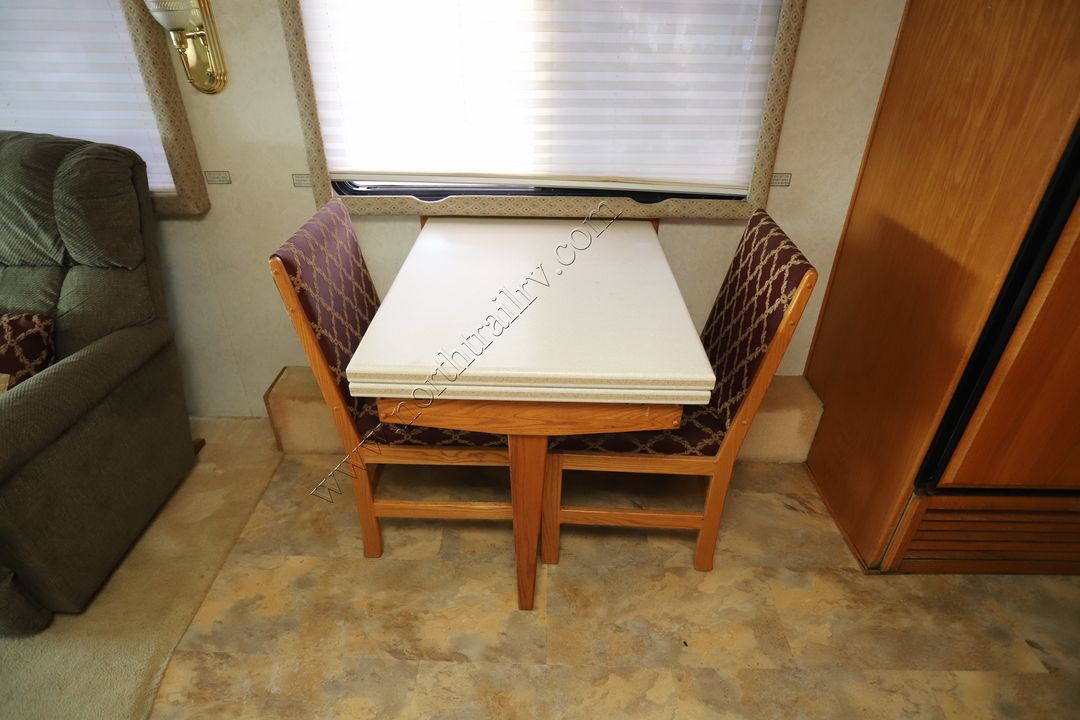 2001 Monaco Windsor 40PBD 15901-2