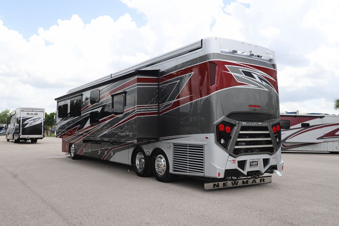 2025 Newmar Dutch Star 4340 16046