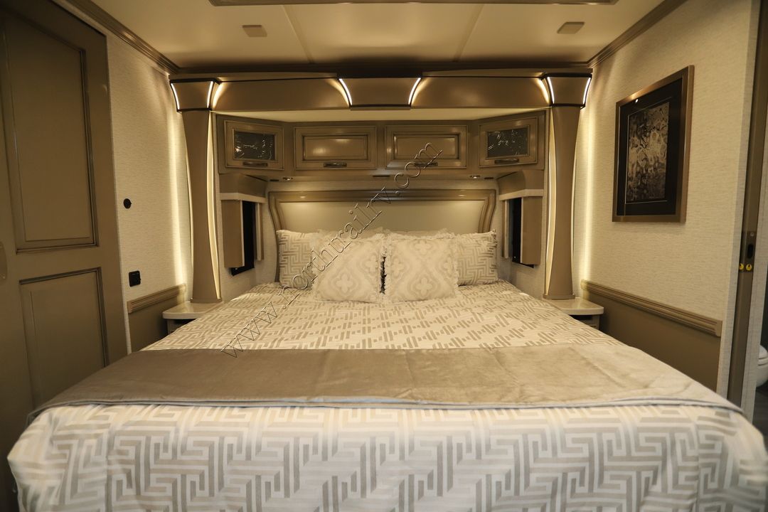 2025 Newmar Dutch Star 4340 16046