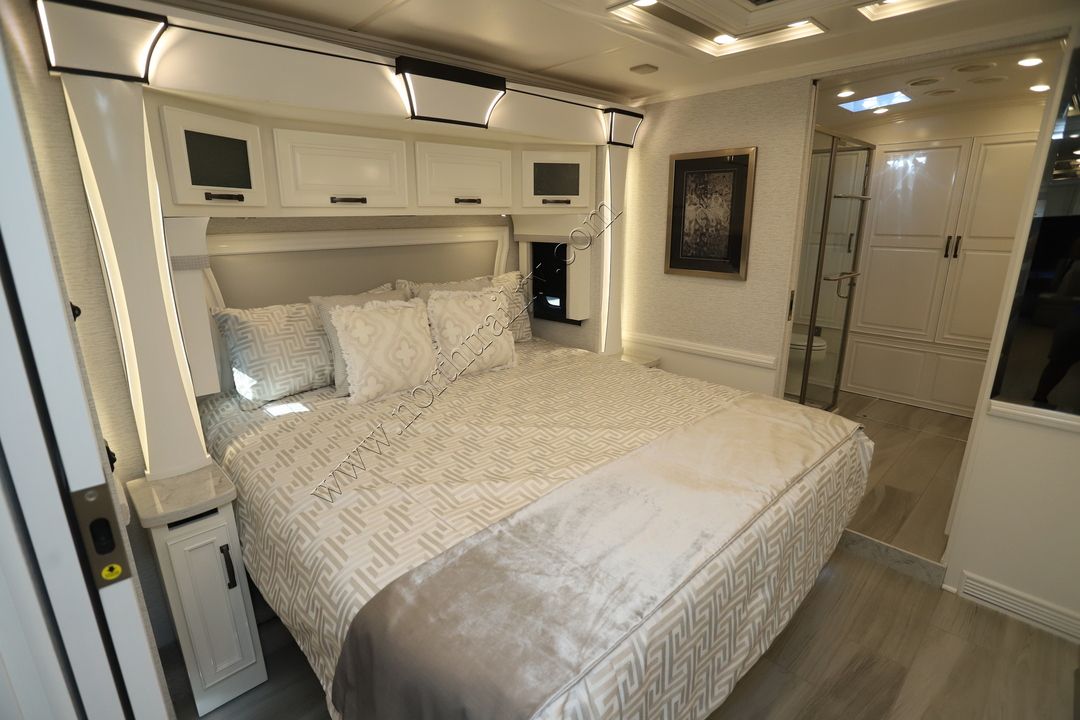 2025 Newmar Dutch Star 4369 15999