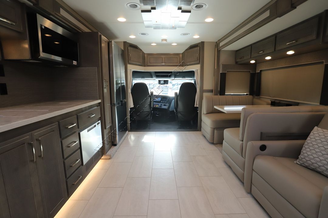 2025 Renegade Rv Explorer 40ERB 15965