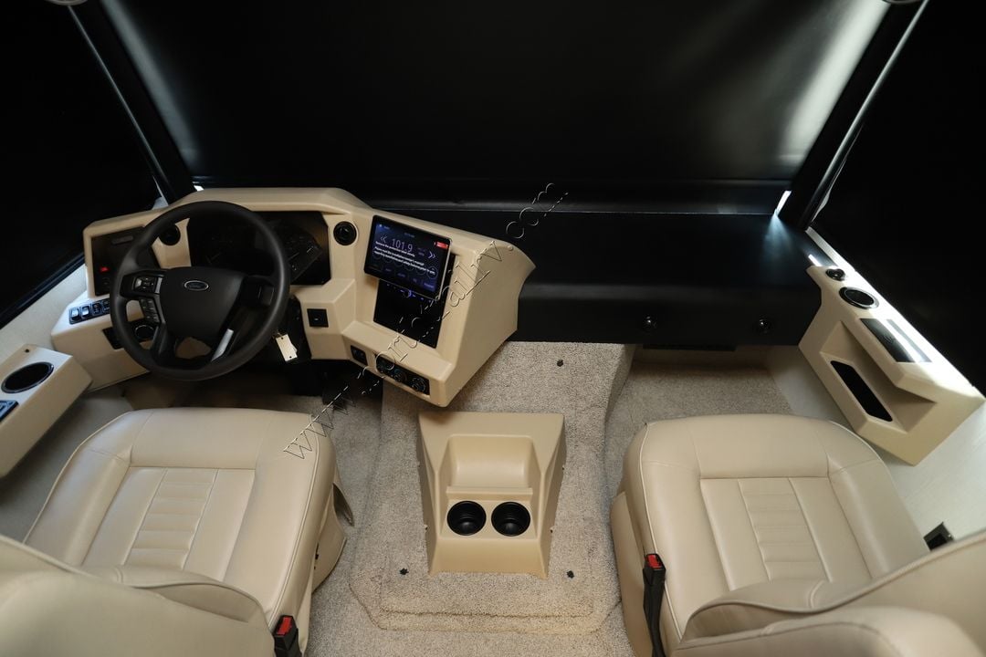 2025 Newmar Bay Star Sport 3016 16055