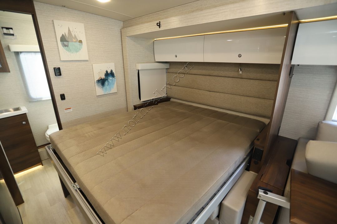 2021 Winnebago View 24D 15420-2