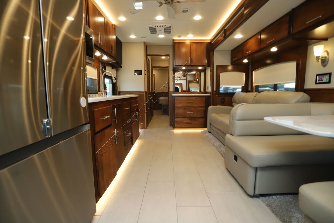2023 Renegade Rv Classic 41CMB 16080-1