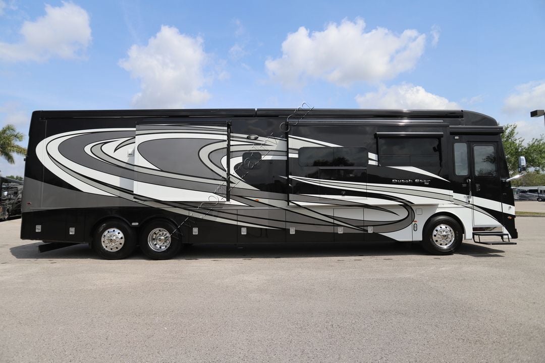 2022 Newmar Dutch Star 4369 16239-1