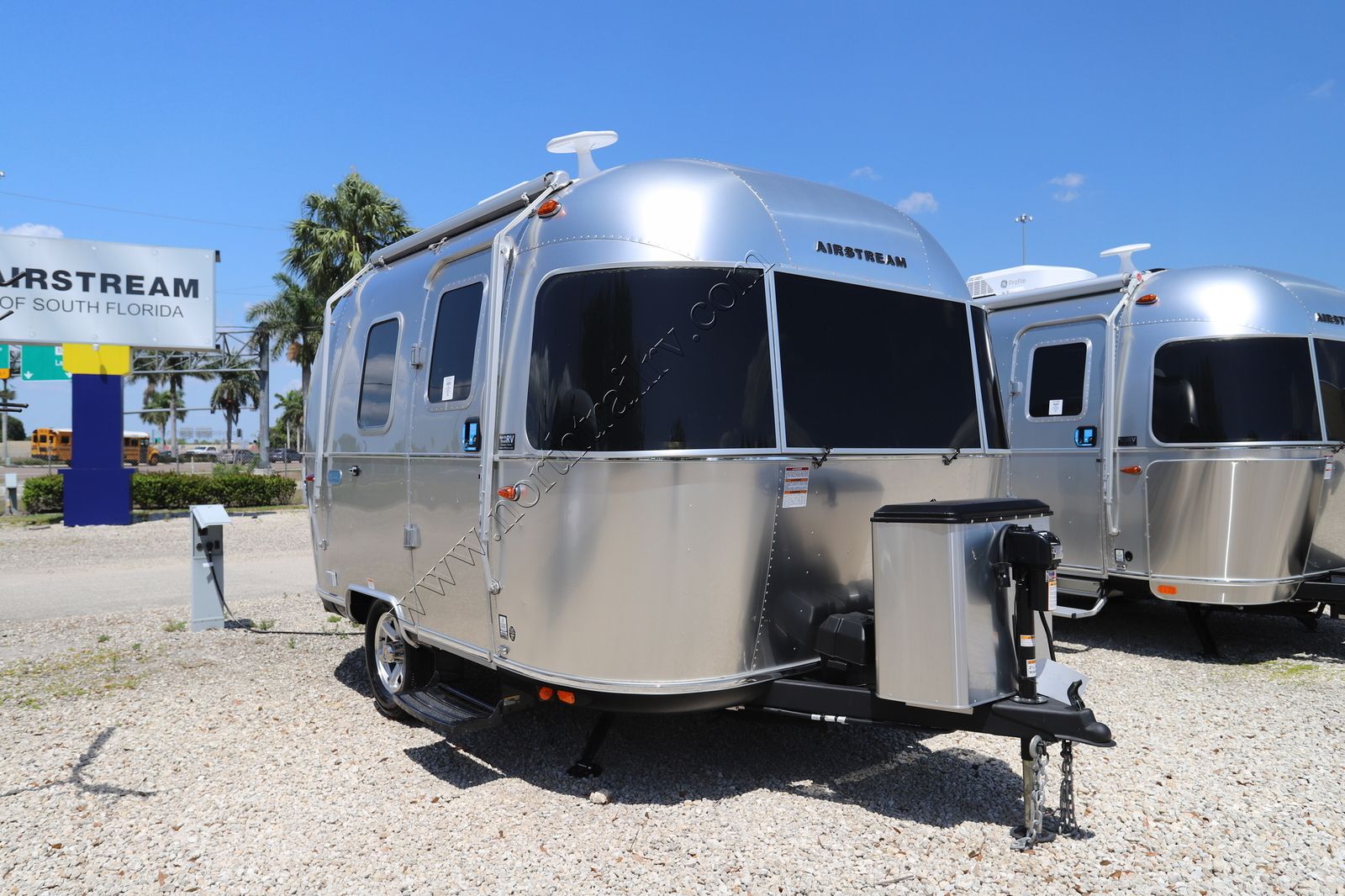 2025 Airstream Bambi 16RB 16291